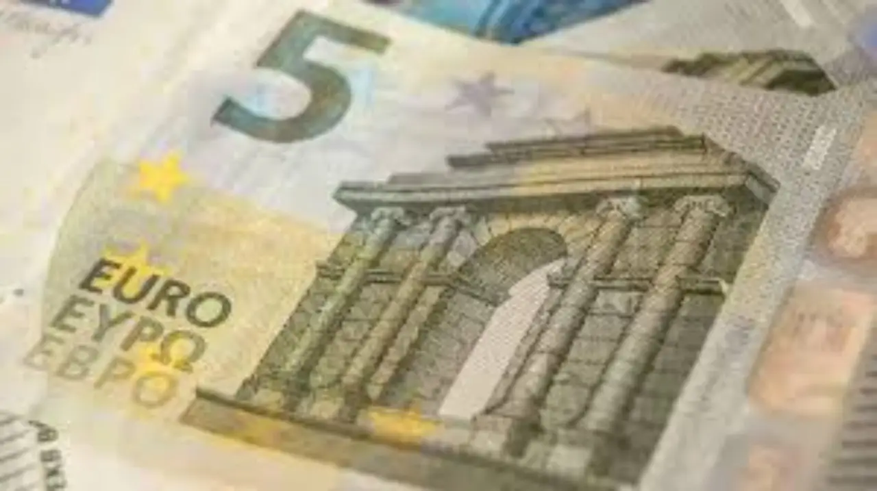 Hai questa banconota da 5 euro? Ecco quanto vale oggi Hai questa banconota da 5 euro? Ecco quanto vale oggi